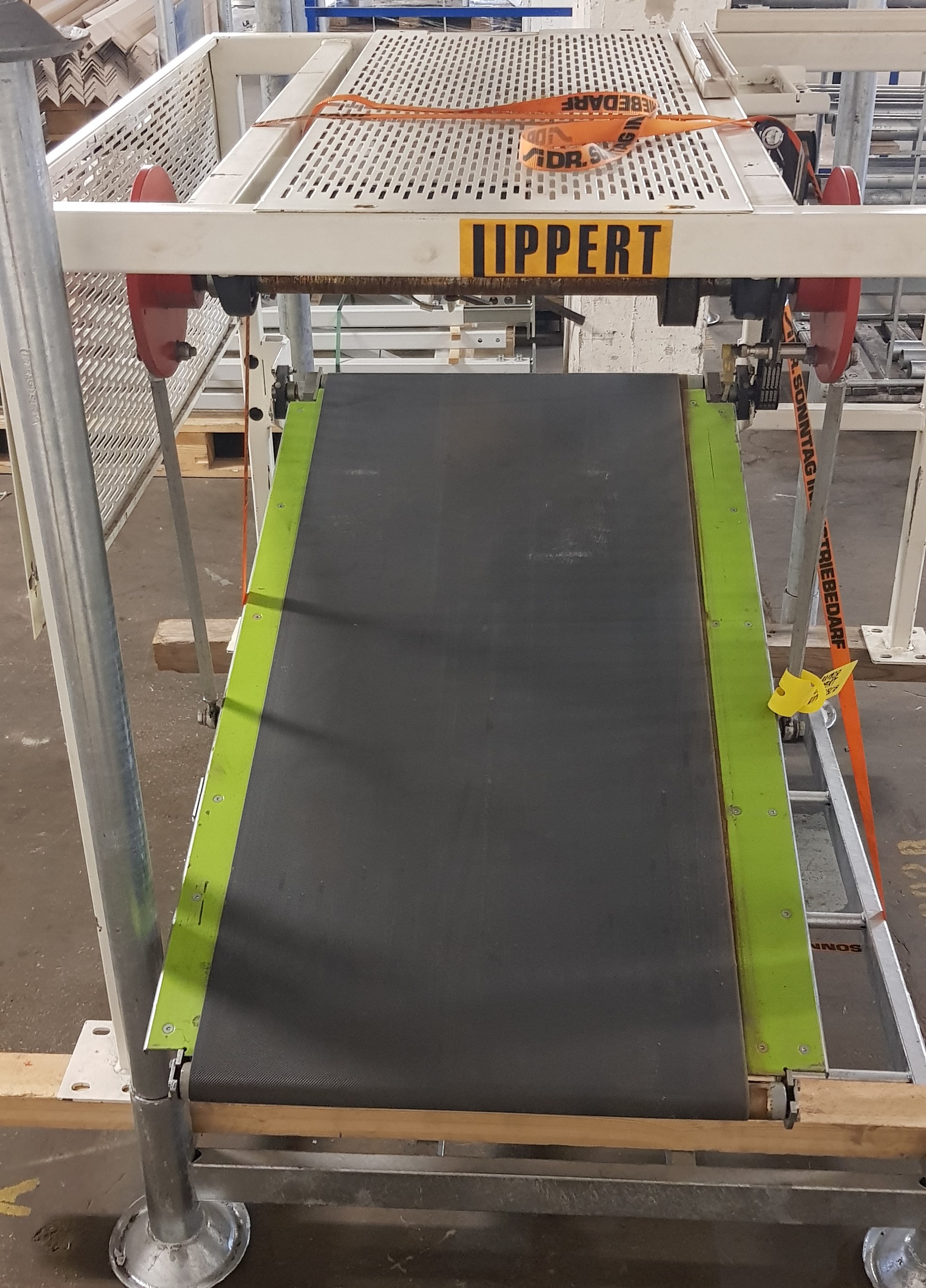 Lippert Belt Conveyor Folding Belt Switch track conveyor belt 1360-750 ...